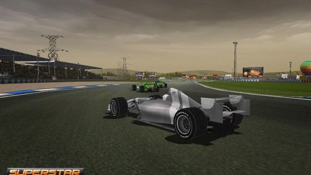 Superstar Racing - MMOGames.com