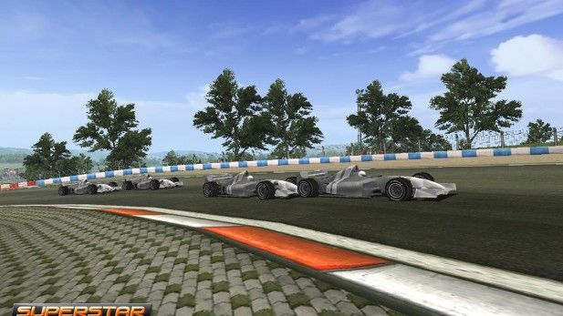 Superstar Racing - MMOGames.com